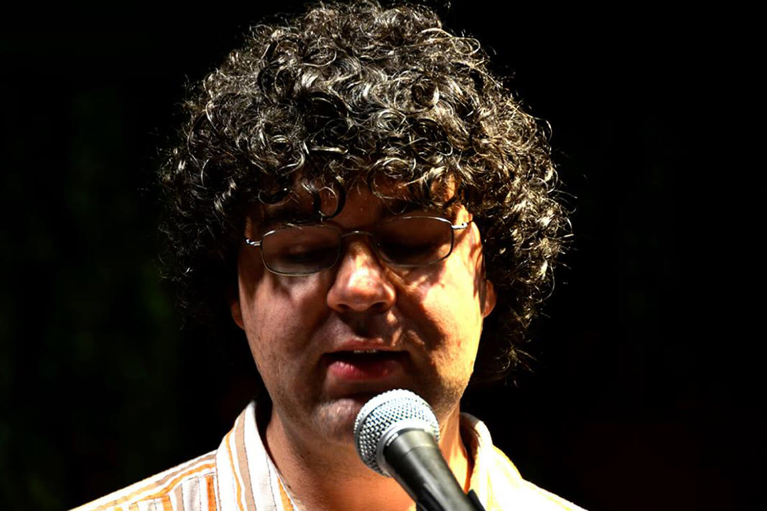 Jon Riccio reads The Kleptomaniac's Giraffe